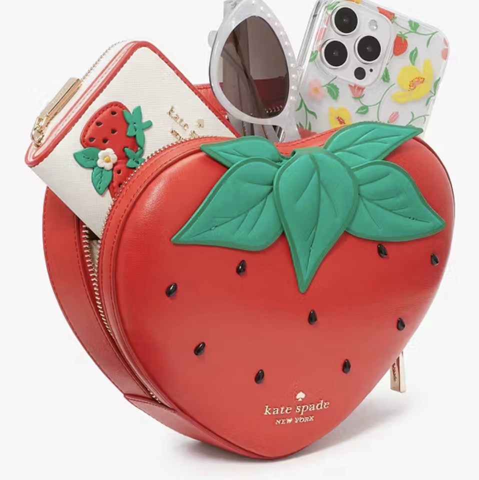 100% Authentic Kate Spade Strawberry Dreams 3D Crossbody Bag | eBay