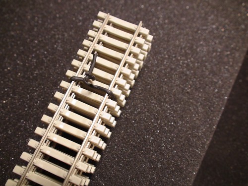 HO ATLAS # 502 CODE 83 CONCRETE TIES SUPER FLEX TRACK 36"(5) PCS | eBay