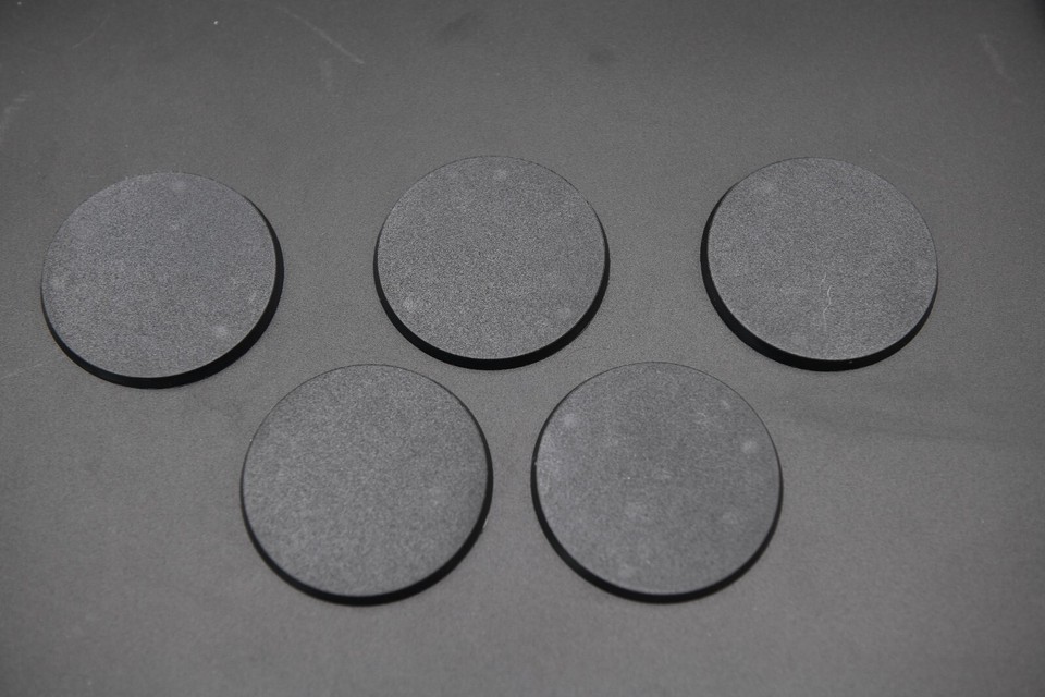 Warhammer 40k Citadel Round Bases 25/28/32/40/50/60/80/100 Authentic | eBay