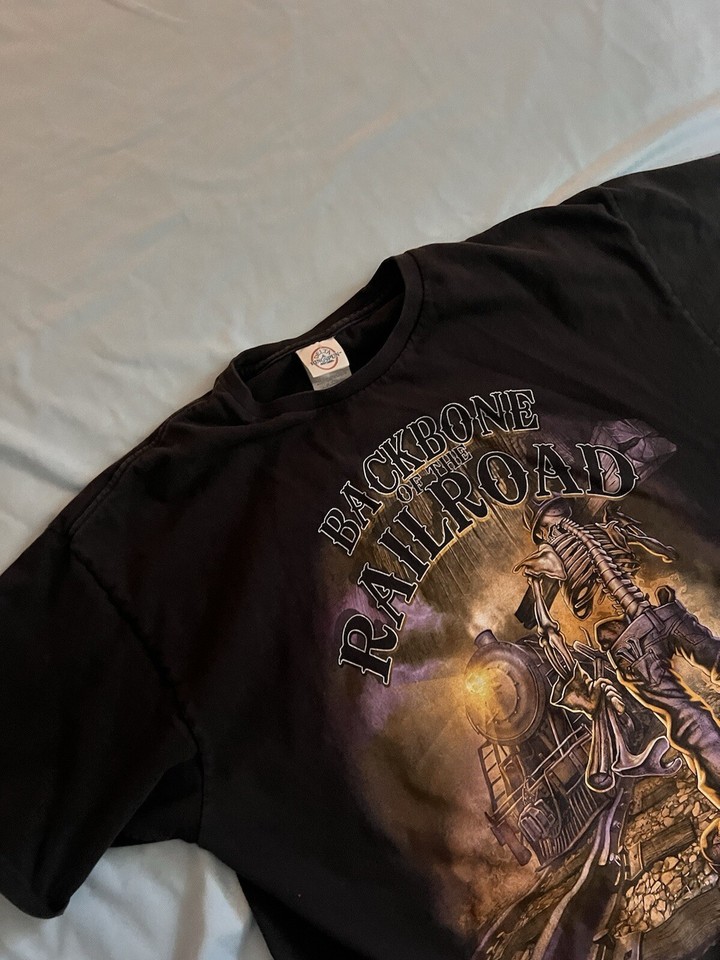 Backbone Of The Railroad Skeleton Engineer T-Shirt Men’s Large Graphic ...