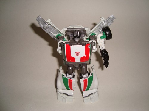 Transformers Generations Classics Universe Deluxe WHEELJACK Figure ...