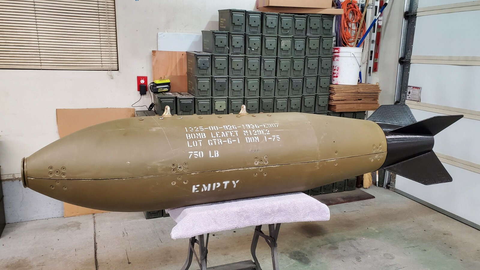 M129 Leaflet Stencil Kit - Lifesize - Laser Cut | eBay