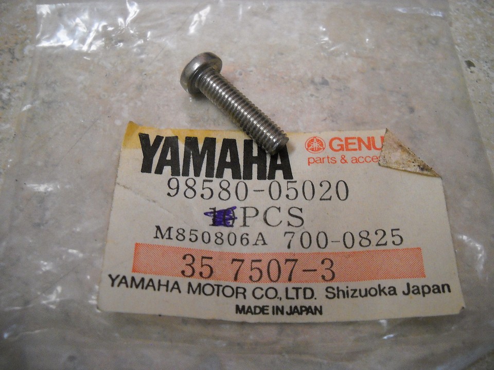 NOS OEM Yamaha Air Filter Screw 1968-1996 QT50 FZX700 Fazer XV1100 ...