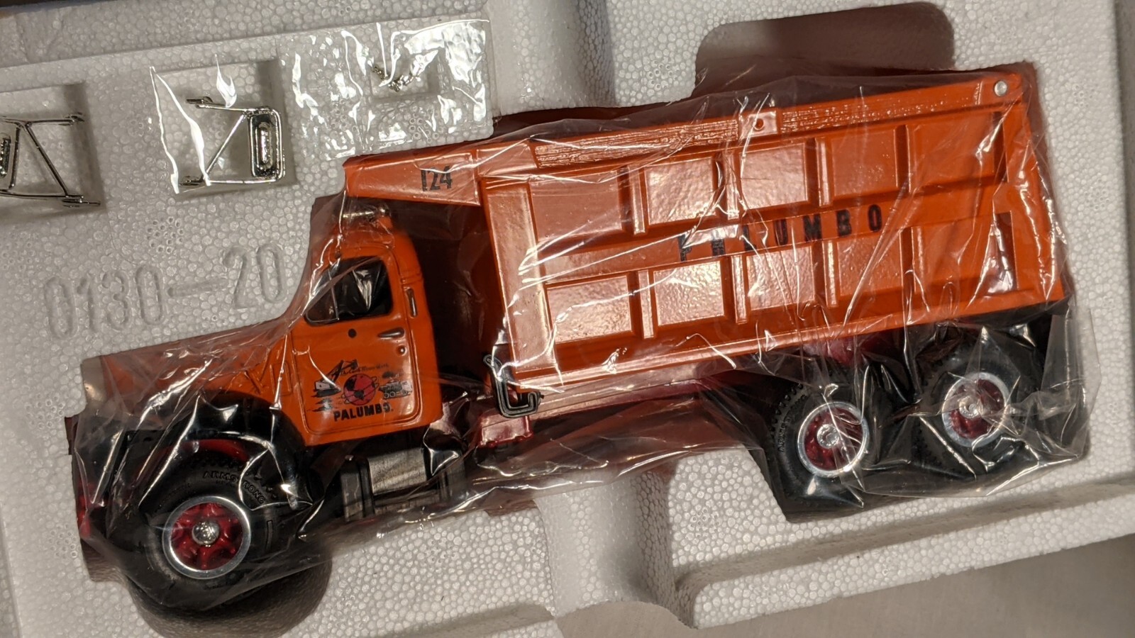 First Gear 1960 MACK B-61 Dump Truck 19-1819 PALUMBO CONSTRUCTION CO. 1 ...