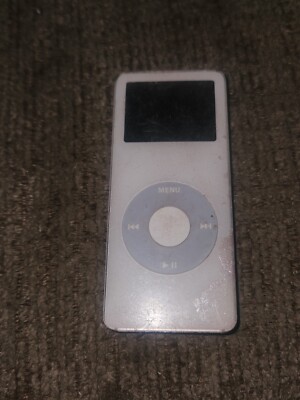 Apple iPod Classic 1st Generation 2GB-A1137 White | eBay