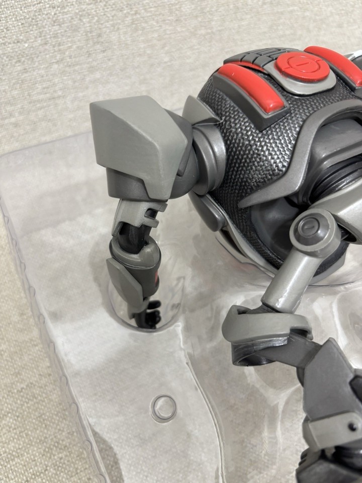 jazwares Toy Plants vs Zombies GW2 Grass Effect 27 Mech Ltd Edition ...