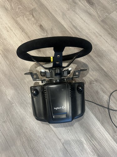 Logitech G920 Racing Wheel, Pedals and Shifter Bundle for Xbox X|S One ...