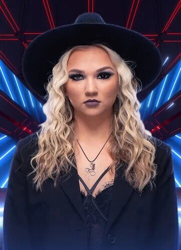 Julia Hart Posing In Black Suit And Hat 8x10 PHOTO PRINT | eBay