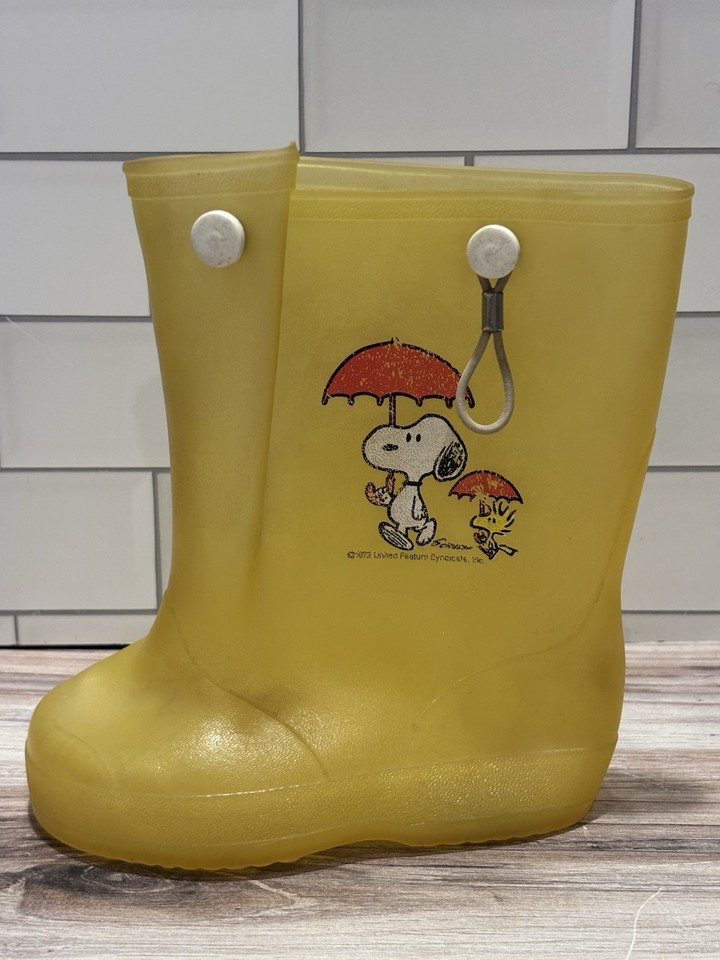 VTG Kid's Snoopy SNOOPERS Rubber Rain Boots Good Grief Yellow Sz 7 USA ...
