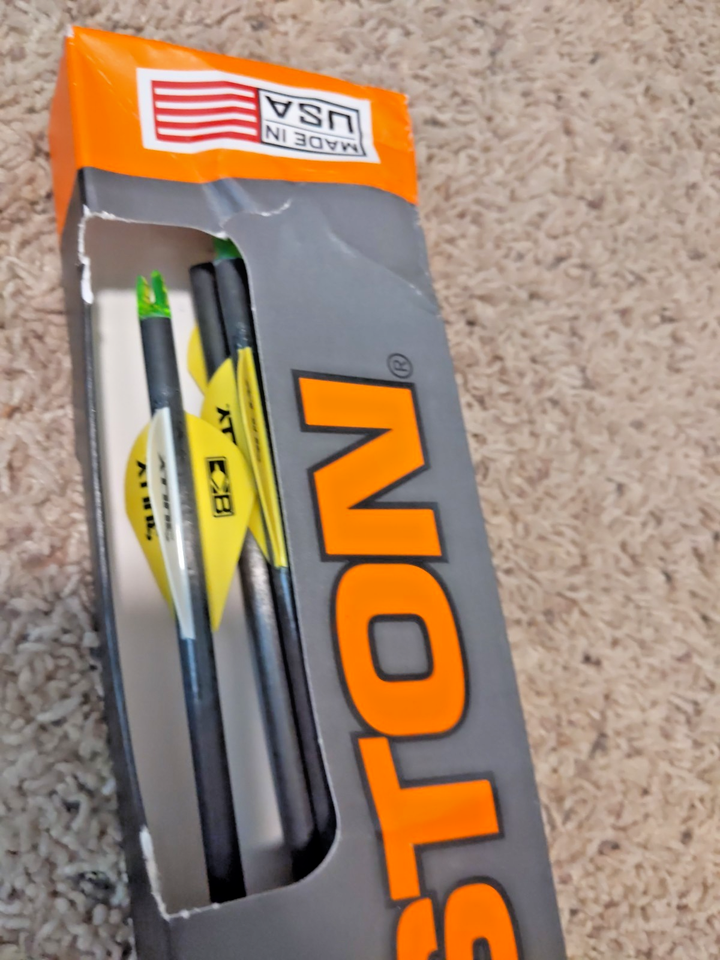 Easton Arrow 6.5mm Diameter Hunter Classic 400 2" Bully Vanes 6 Units ...