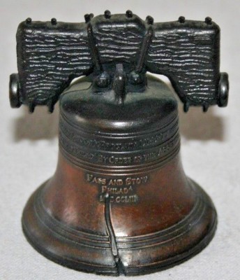 LIBERTY BELL CAST METAL BRONZE Bell Rings Vintage Souvenir Philadelphia ...