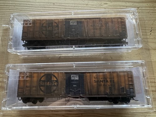 Micro-Trains N Scale 2-pack ATSF 50ft Mechanical Reefer Weathered NIB ...
