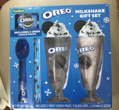 Oreo Milkshake Gift Set 2 Blue Straws, 1 Scoop 2 Glasses & 2 Cookie ...