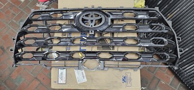2022-2024 Toyota Tundra Platinum Front Grille W/Camera Hole OEM 53101 ...