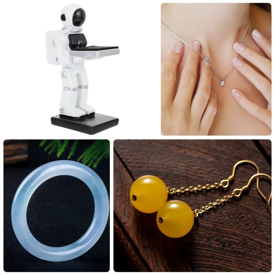 Watch Display Base Creative Astronaut Design Watch Stand Delicate ...