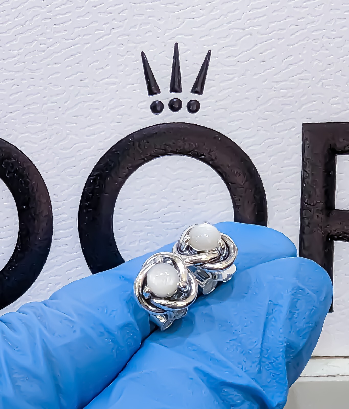 New Genuine Authentic PANDORA 292335C03 June White MoP Birthstone Stud ...