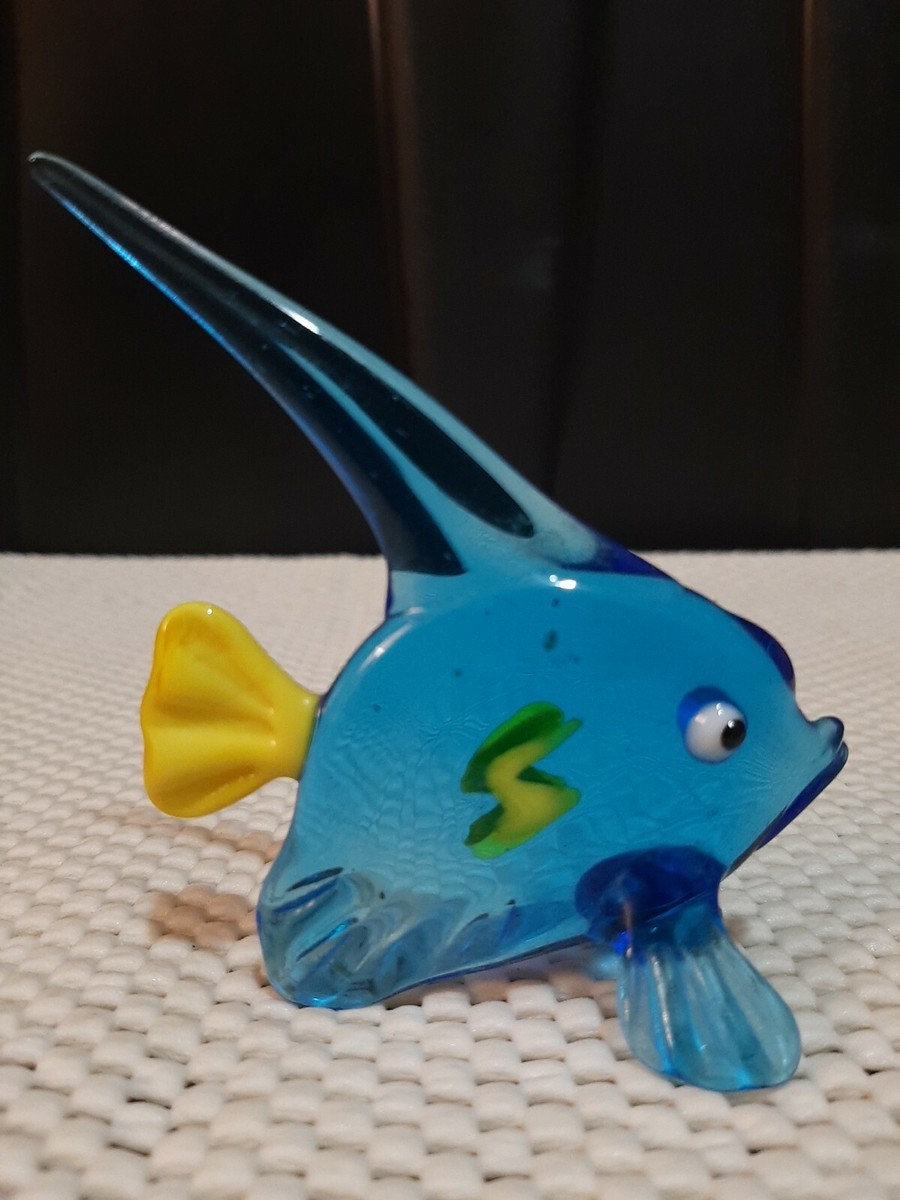 Paracanthurus Hepatus Paracanthurus Hepatus Marine Fish, Yulia Wall