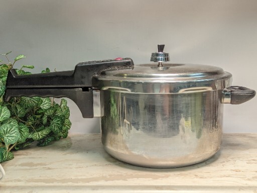 Innova 6 Quart Stainless Steel Pressure Cooker Davenport IA Jigger ...