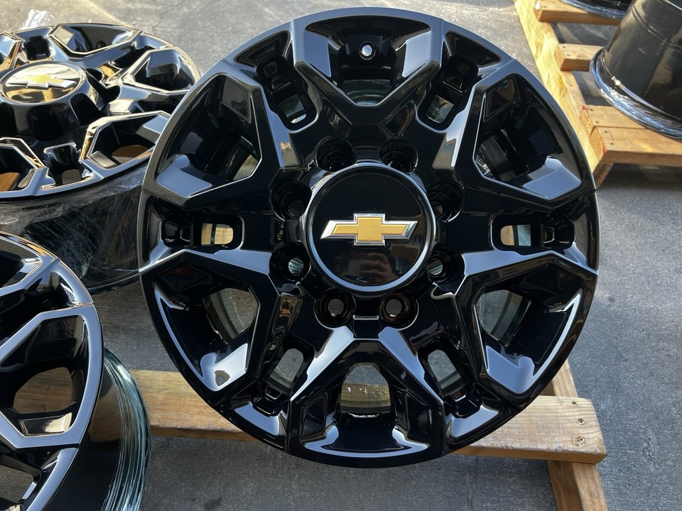 18" Chevy Silverado 2500 3500 Factory OEM Stock Original Wheels Rims ...