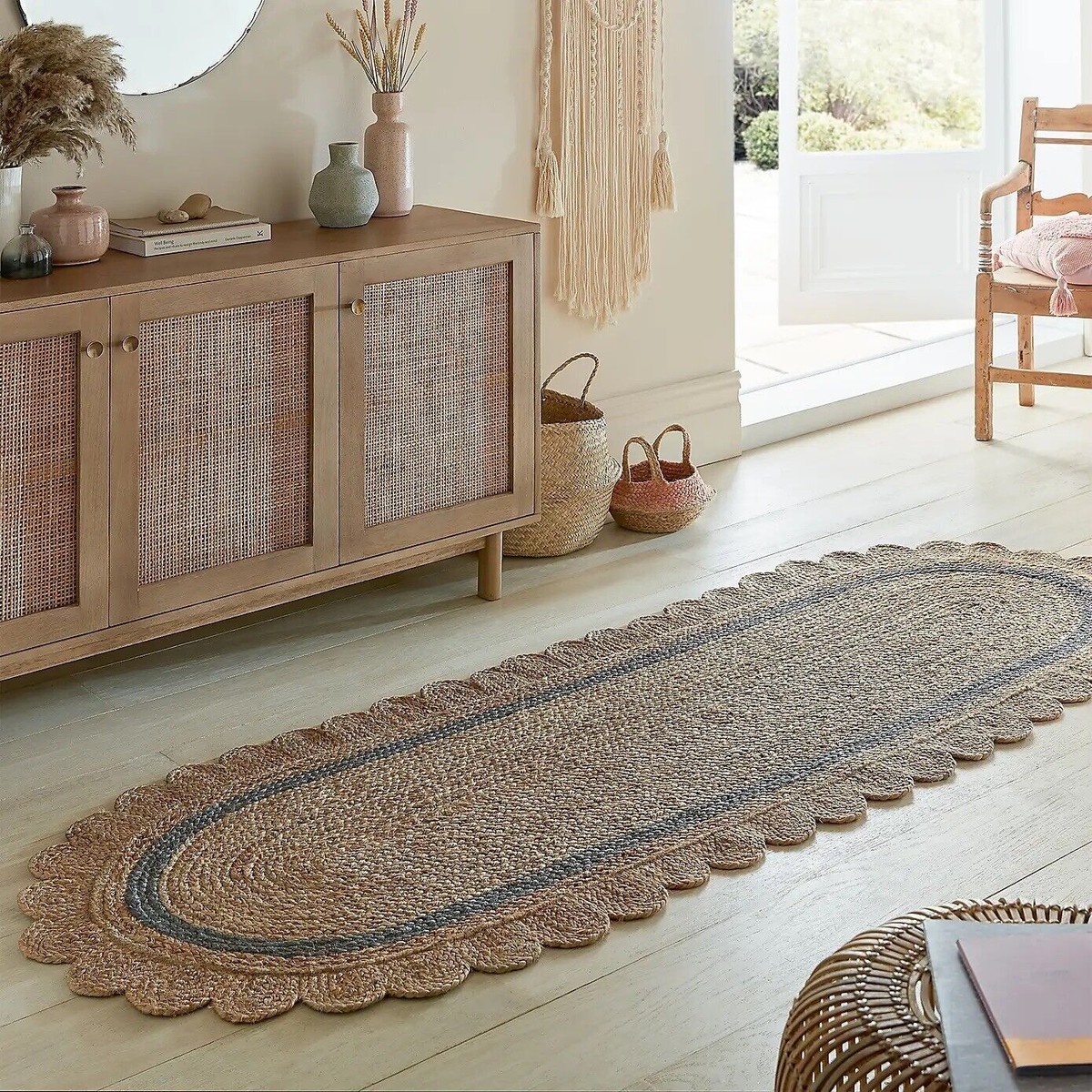 Rustic Farmhouse Living Room Rug #farmhouselivingroomdecor | Farmhouse