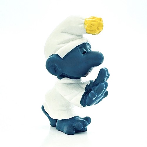 Smurfs Sleepwalking Smurf Sleep Walker Figure Vintage Schleich Smurf ...