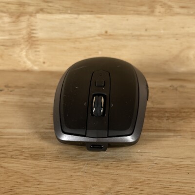 Logitech M705 Black 5 Buttons Marathon Fast Scrolling Wireless Laser ...