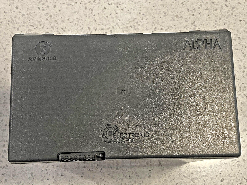 Alpha S3 Magnetic Key Alarm Security BOX #15 AVM 606B | eBay