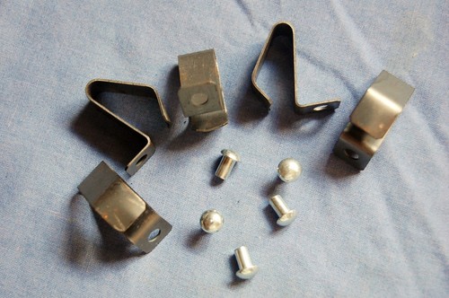 VW KARMANN GHIA, BUG, BUS WESTFALIA HUB CAP CLIPS AND RIVETS, FOR ONE ...
