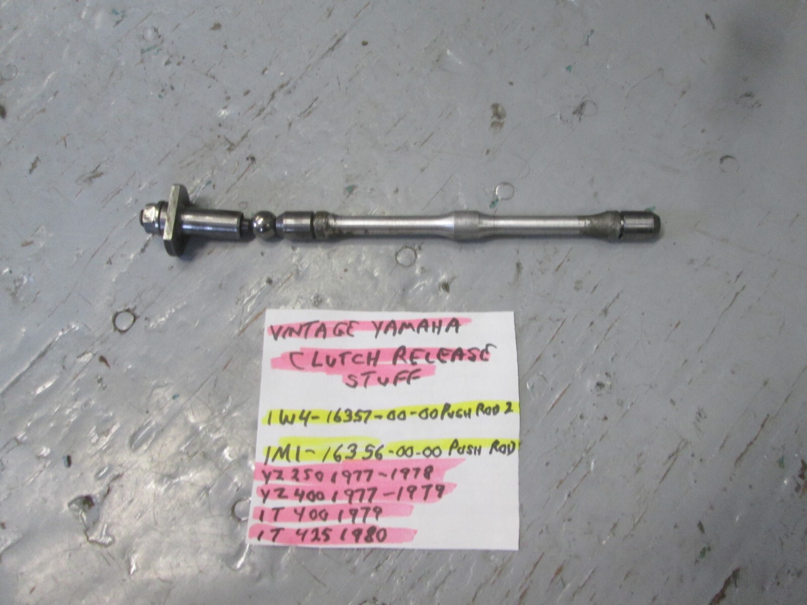 YAMAHA YZ250 1977-1978 CLUTCH ROD + RELEASE STUFF 1W4-16357-00 / 1M1 ...