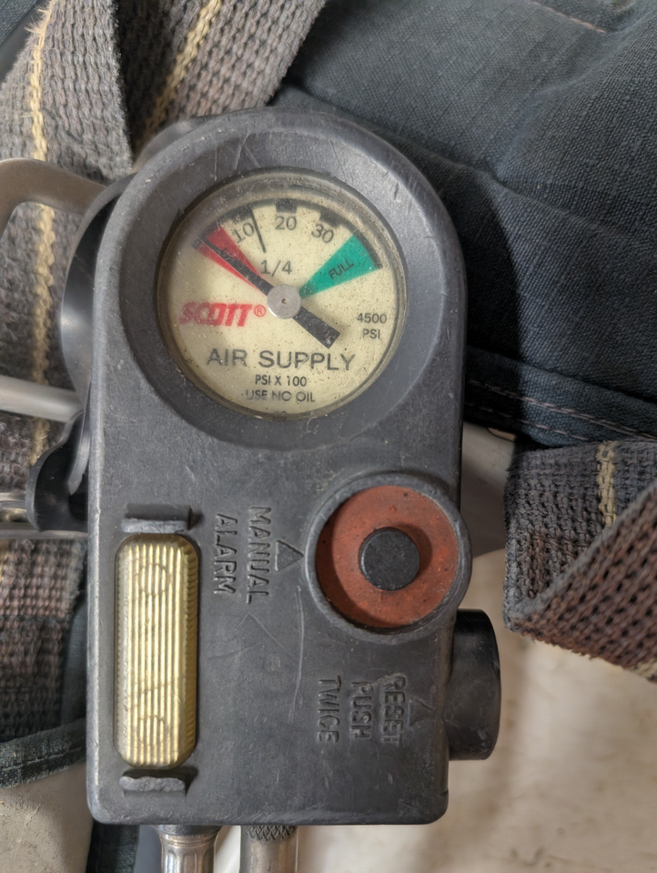SCOTT 4.5 Back-Pak, Air Pack SCBA Harness, E-Z Flo Regulator, PAK-ALERT ...