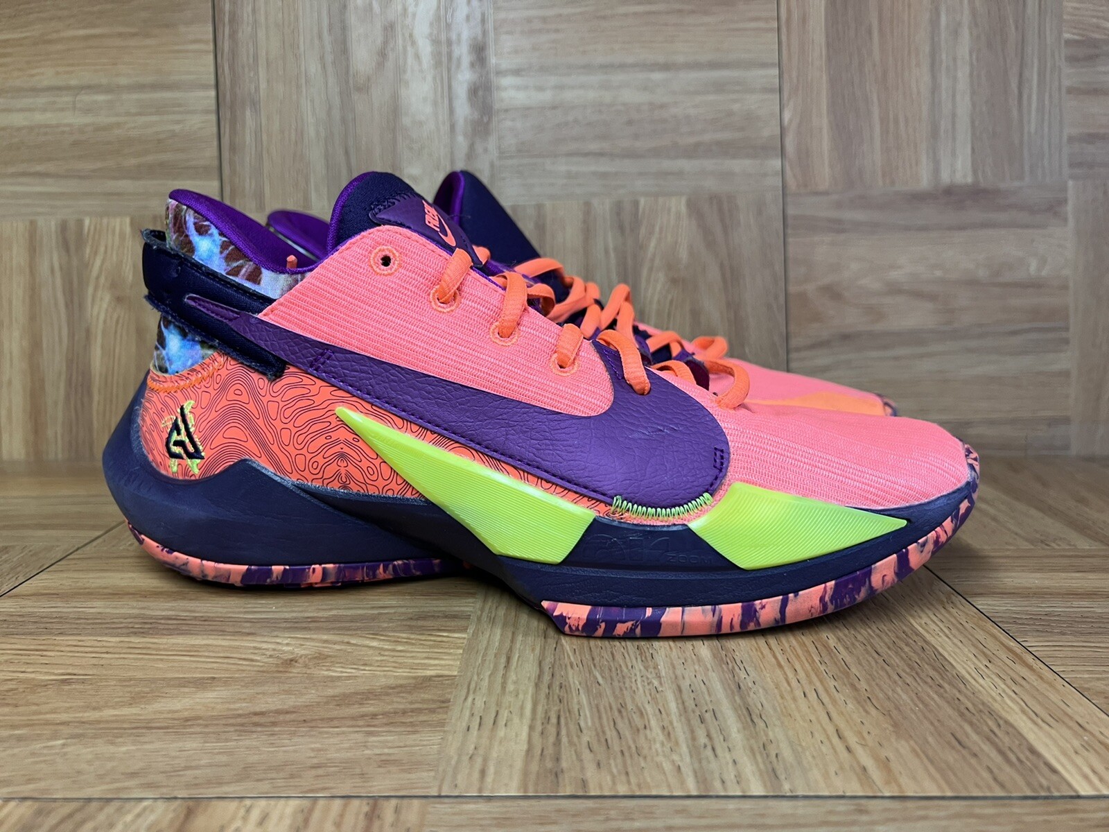 RARE🔥 Nike Zoom Freak Giannis Mango Volt Purple Sz 8… - Gem