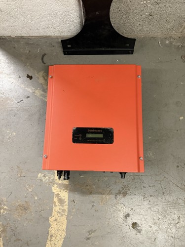 Sunteams 3000 Solar Inverter 2.8 KW Solar PV With Wall Bracket B-4 ...