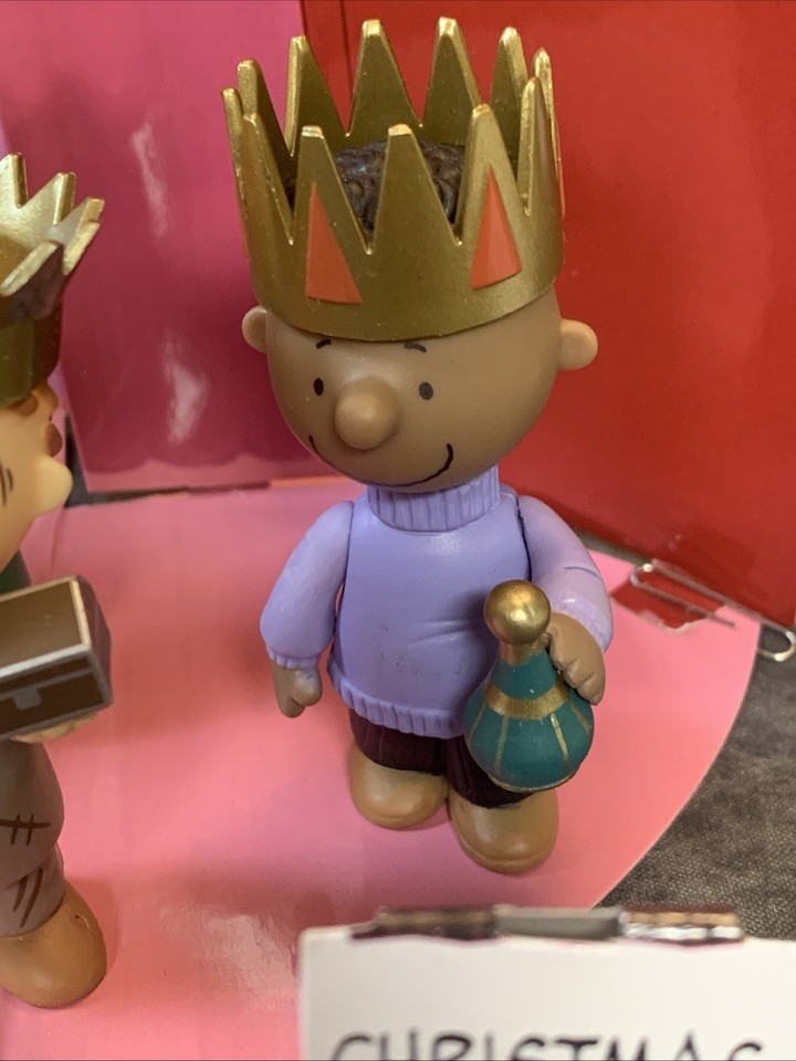 2010 Peanuts Christmas Play Mini Figure Nativity Set W/Fold-out Stage ...