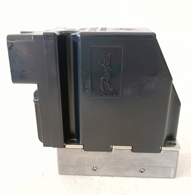 Danfoss 157B4033 11-32V PVEH Passive Fault Electrical Actuator for sale ...