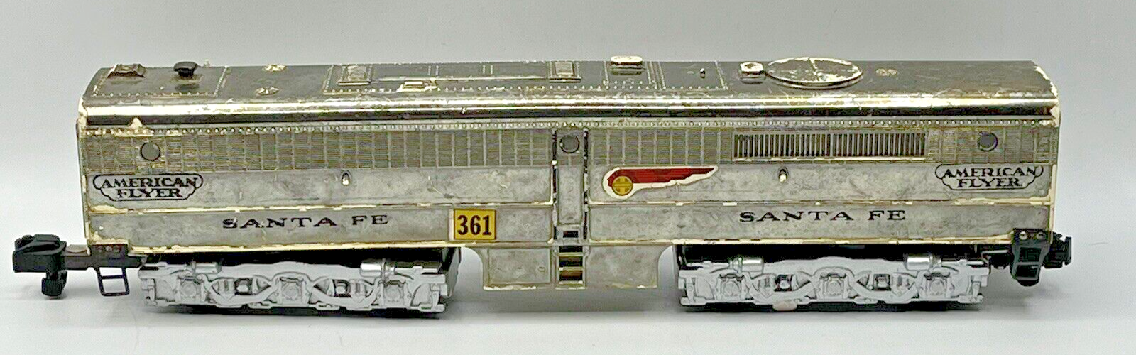 American Flyer Santa Fe Motorized 361 B Unit with Lionel Flyer Chassis ...