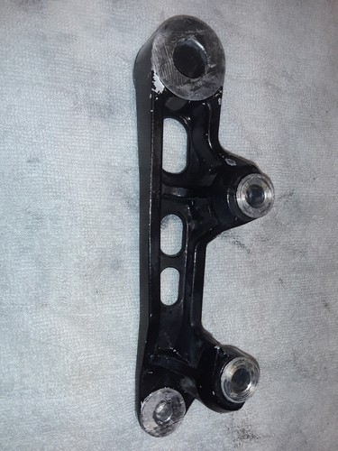 86-99 Yamaha FZ600 FZR600 FZ FZR Seca Brake Rear Caliper Bracket 3HE ...