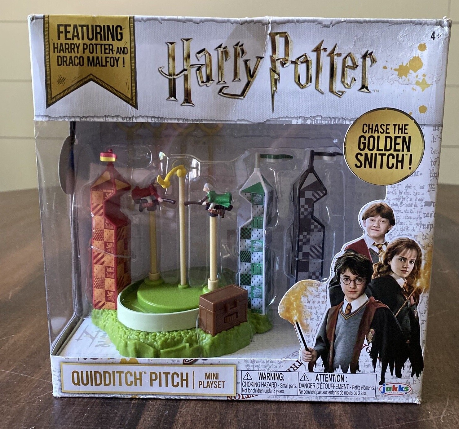Harry Potter Quidditch Pitch Arena Mini & Draco Malfoy Chasing The ...