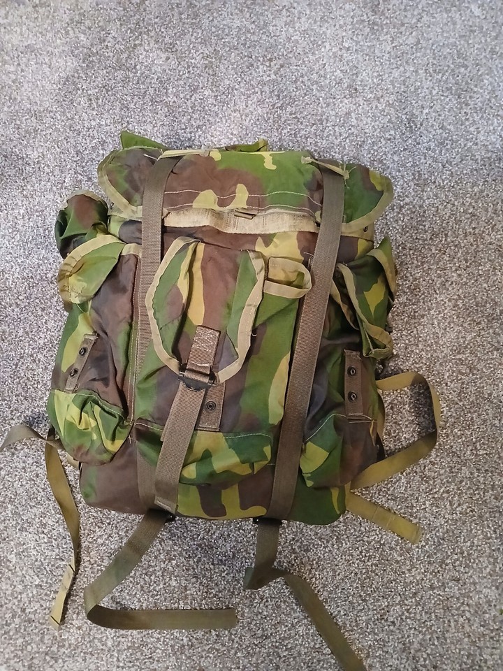 M81 WOODLAND MEDIUM ALICE RADIO PACK WITH SHOULDER STRAPS *NOS* | eBay