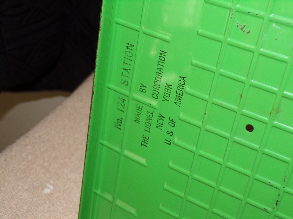 Lionel original Prewar 124 Lionel City Station, late colors in super ...