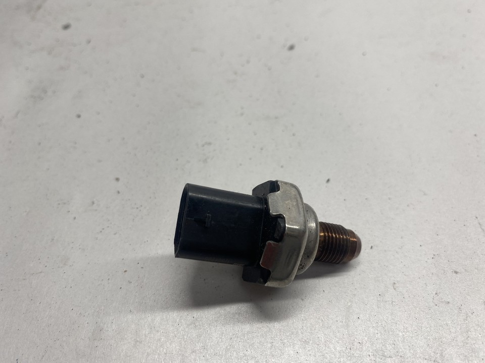 CHRYSLER PACIFICA Fuel Gas Pressure Rail Sensor 12684286 2017 | eBay