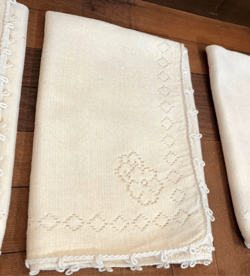 VNT Lace Crochet Loop Cloth Napkins Set Of 6–Diamond, Flower Pattern ...