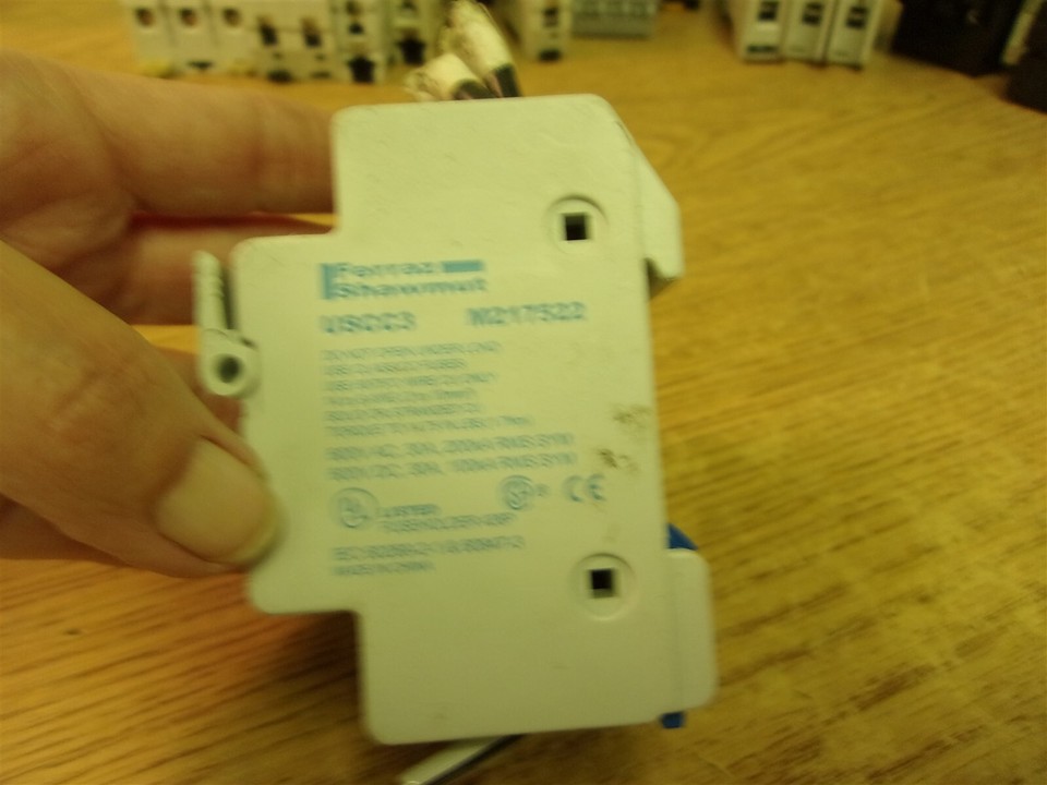 Ferraz Shawmut USCC3 3-Pole Fuse Holder, Lot of 3 *FREE SHIPPING* | eBay