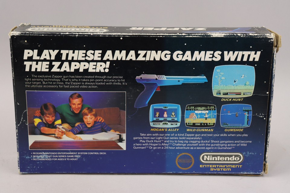 Nintendo NES Zapper Light Gun Gray Ver. CIB Complete in Box with Styro ...