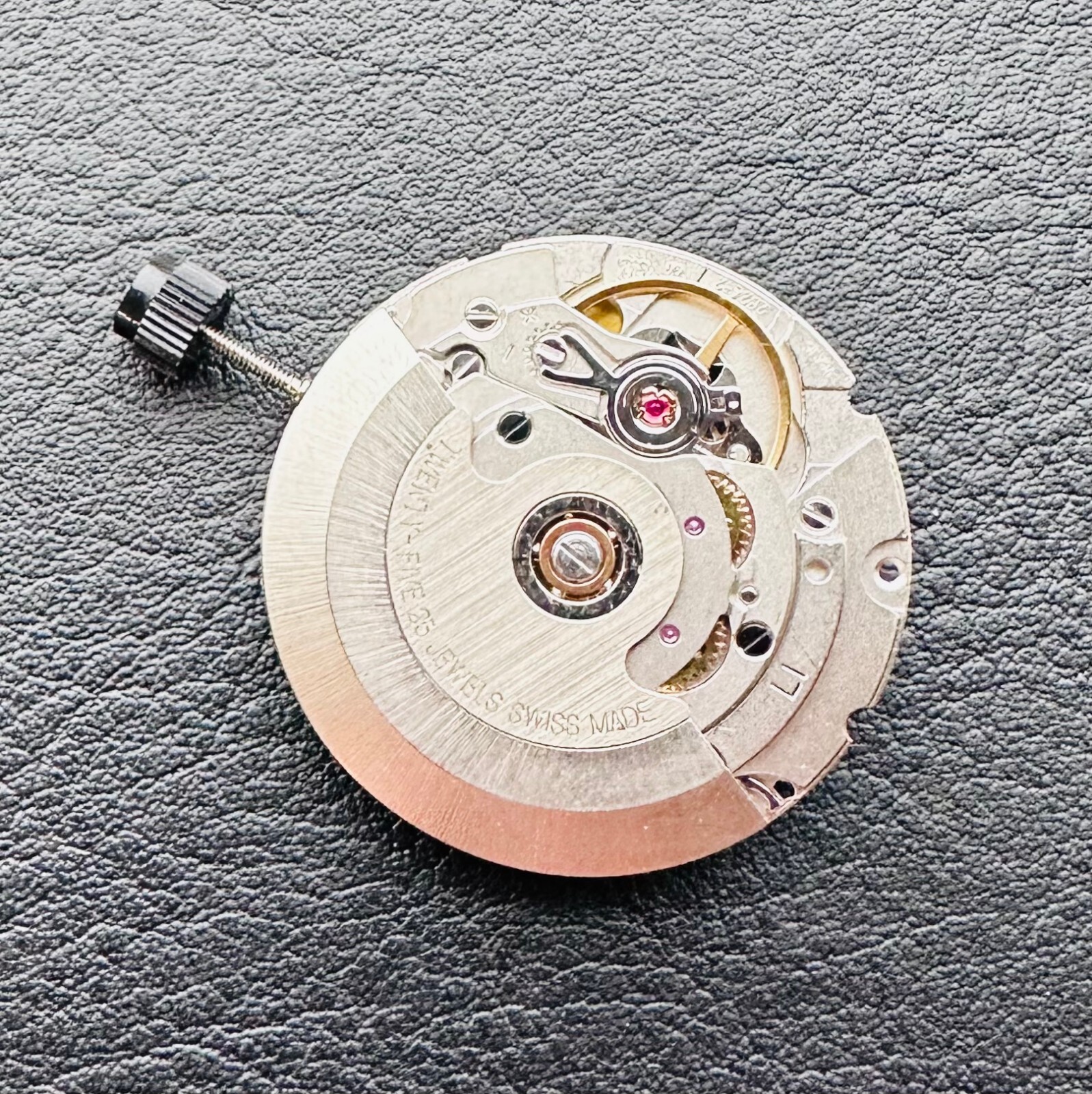 GENUINE ETA 2824-2 AUTOMATIC MOVEMENT 25 JEWELS SWISS MADE SILVER ...