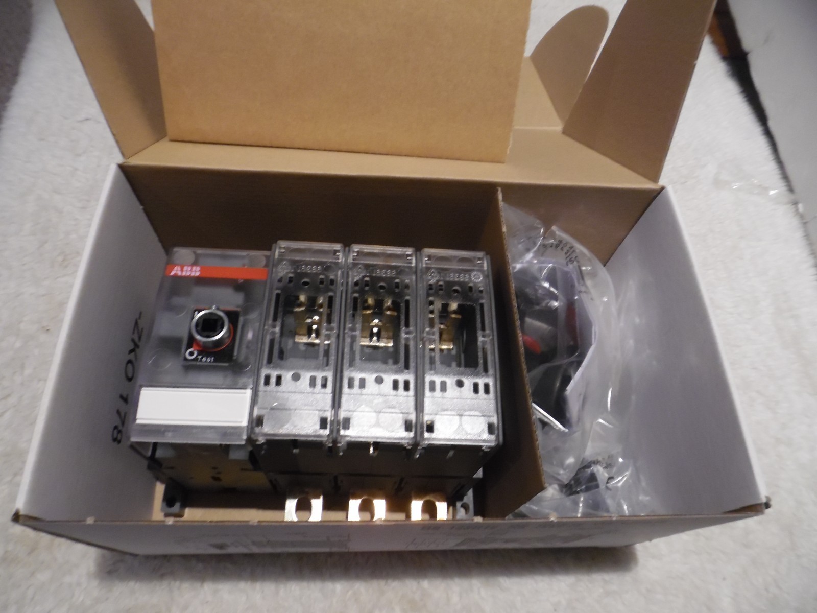 ABB OS160D03W-71 Switch Fuse OS160D03W 160A 400-690V DIN w/ OHB65J6 ...