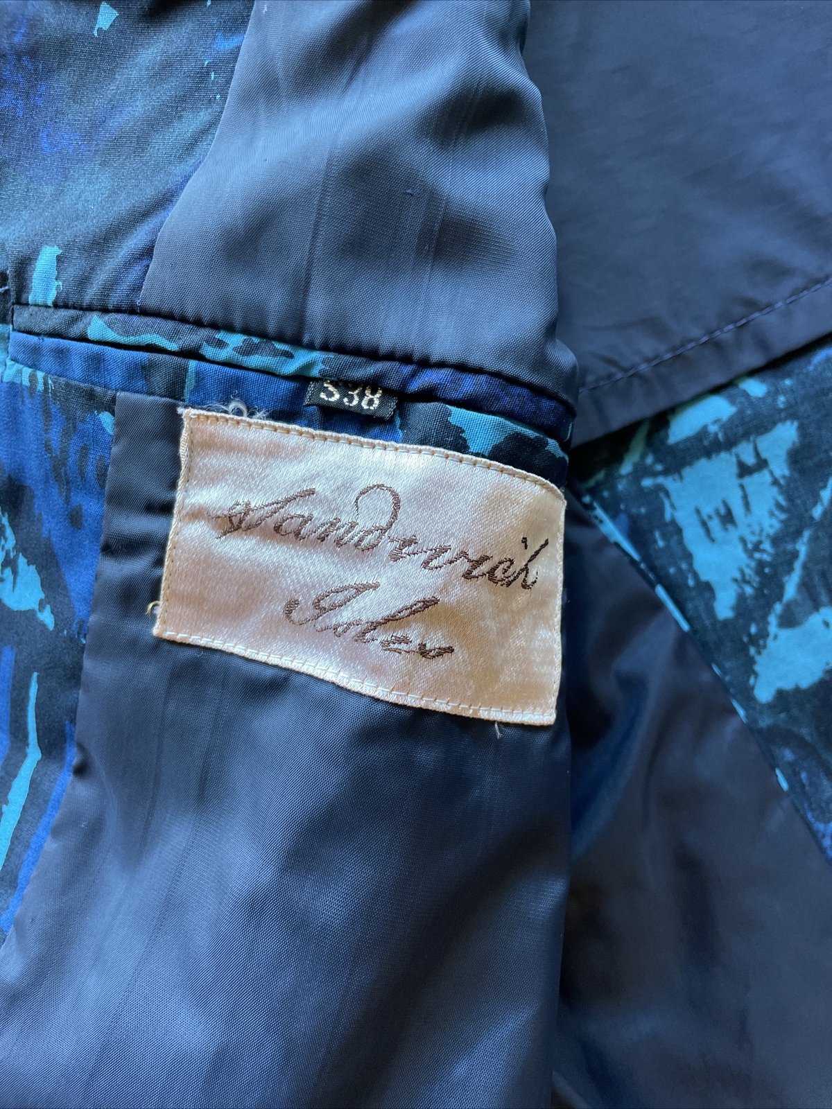 1960s Blue Abstract Print Sandwich Isles Suit Jacket … - Gem