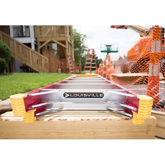 Louisville Ladder Step Ladder 300-Lbs. Load Capacity Fiberglass Non ...