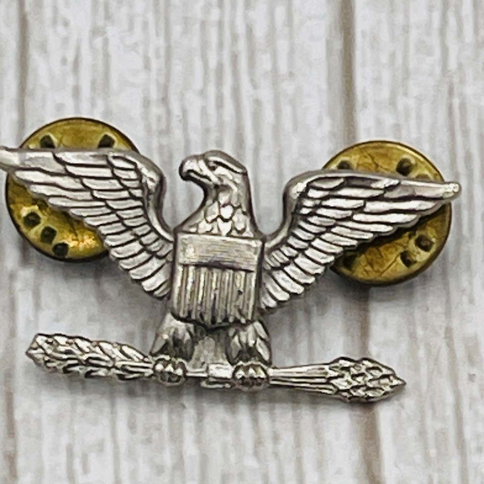 1950s US Marine Colonel Officer Rank Full Size Insignia Pin Set Meyer ...