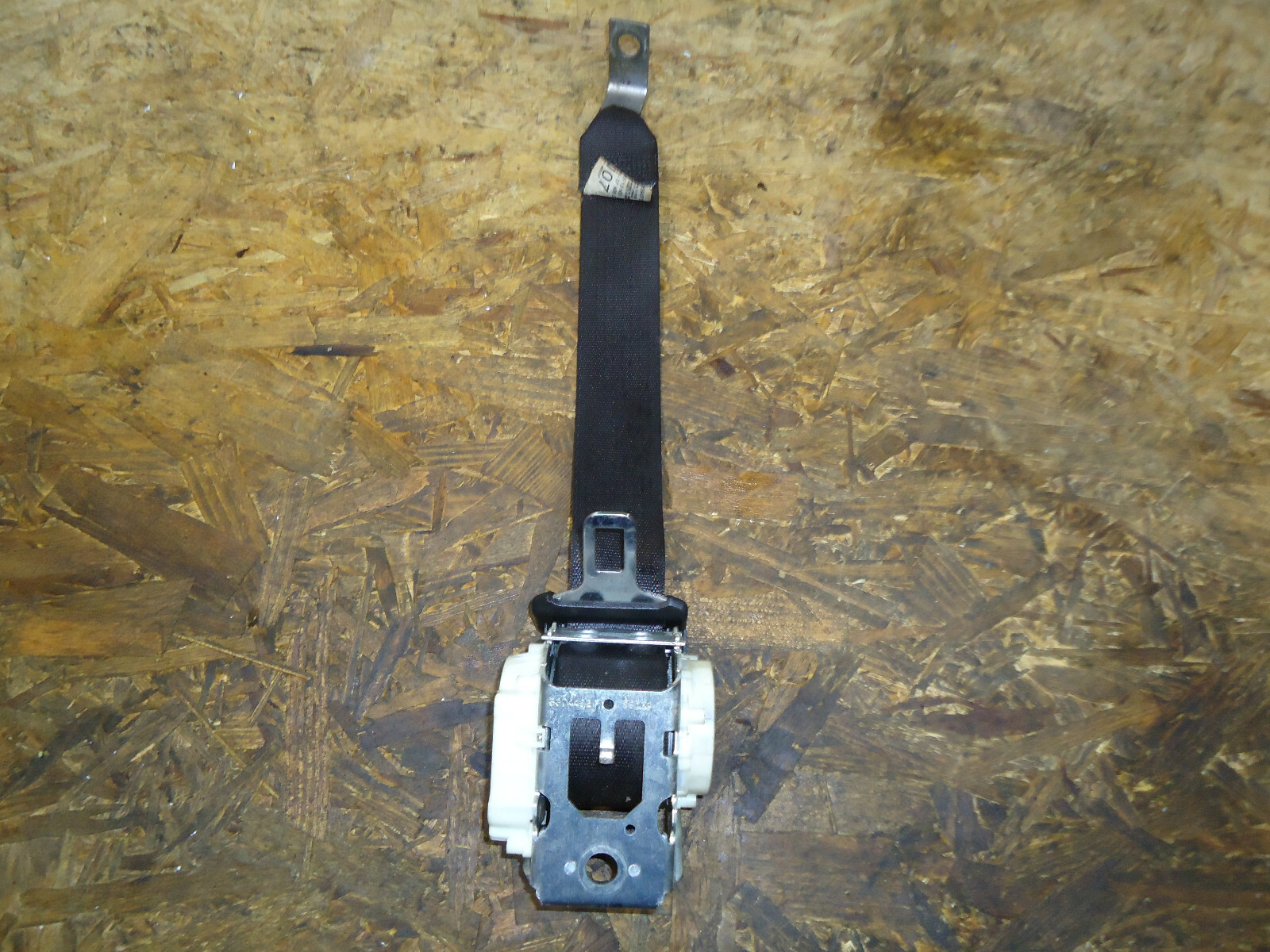 2007 CHEVY IMPALA REAR RH RIGHT SEAT BELT | eBay