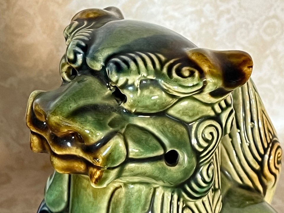 Pair Of Vintage Chinese Foo Dogs Sho Lion temple Guardian Dog Ceramic ...